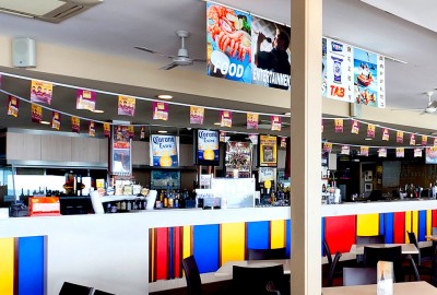 Noosa Surf Club - Restaurant, Bar, Live Music & Entertainment
